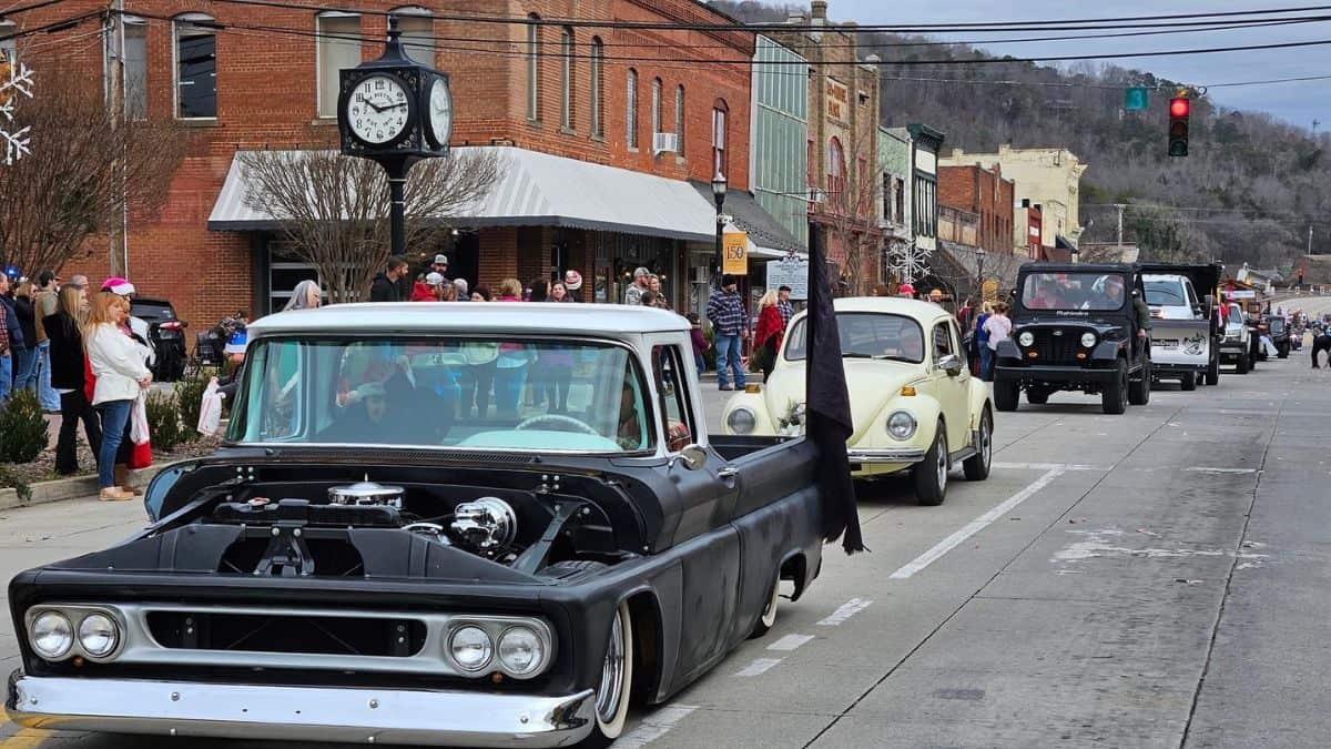 19 TV Show Filming Locations in the USA: Small Towns You Should Visit