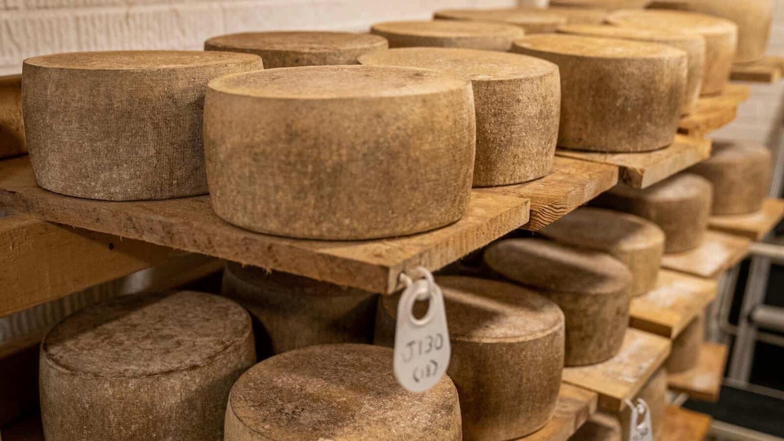 10 Strange Rules About Food in Other Countries That Brits Find Bizarre