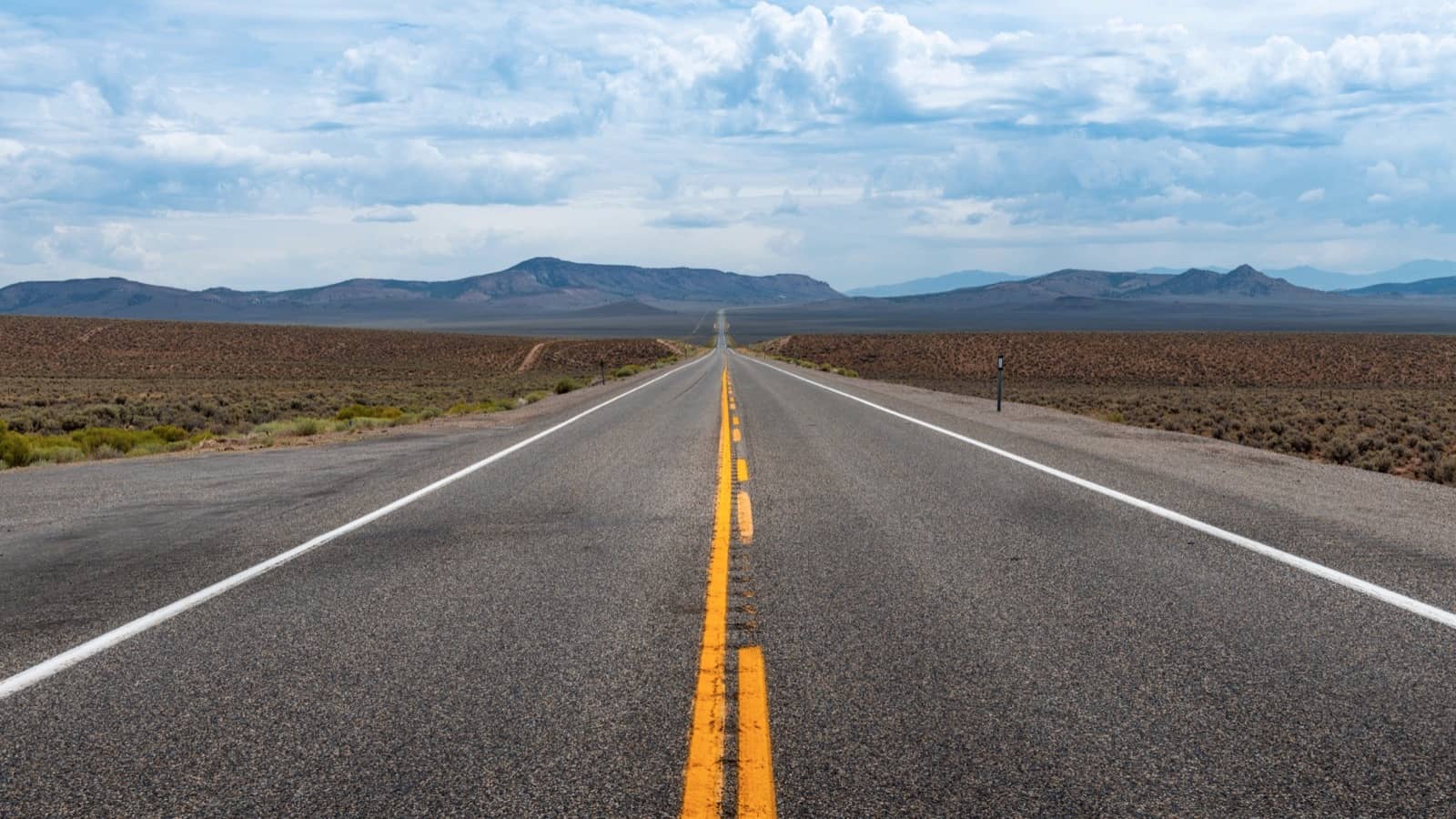 10 American Road Trips That You Should Do Once in Your Life