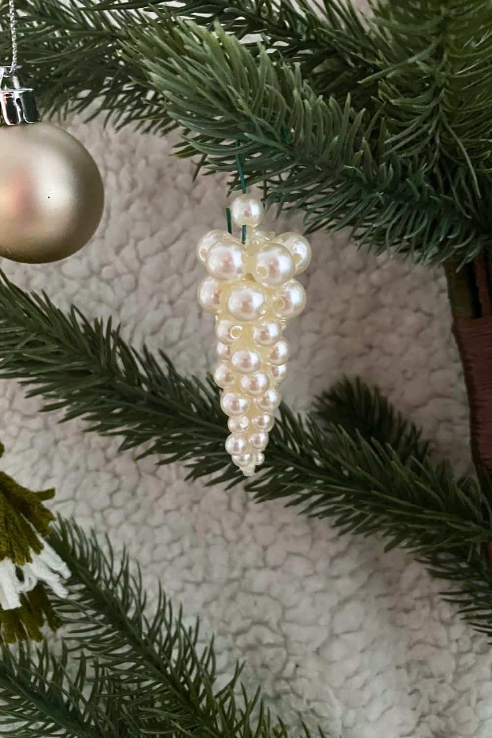 Easy DIY Icicle Ornament Tutorial For Your Christmas Tree