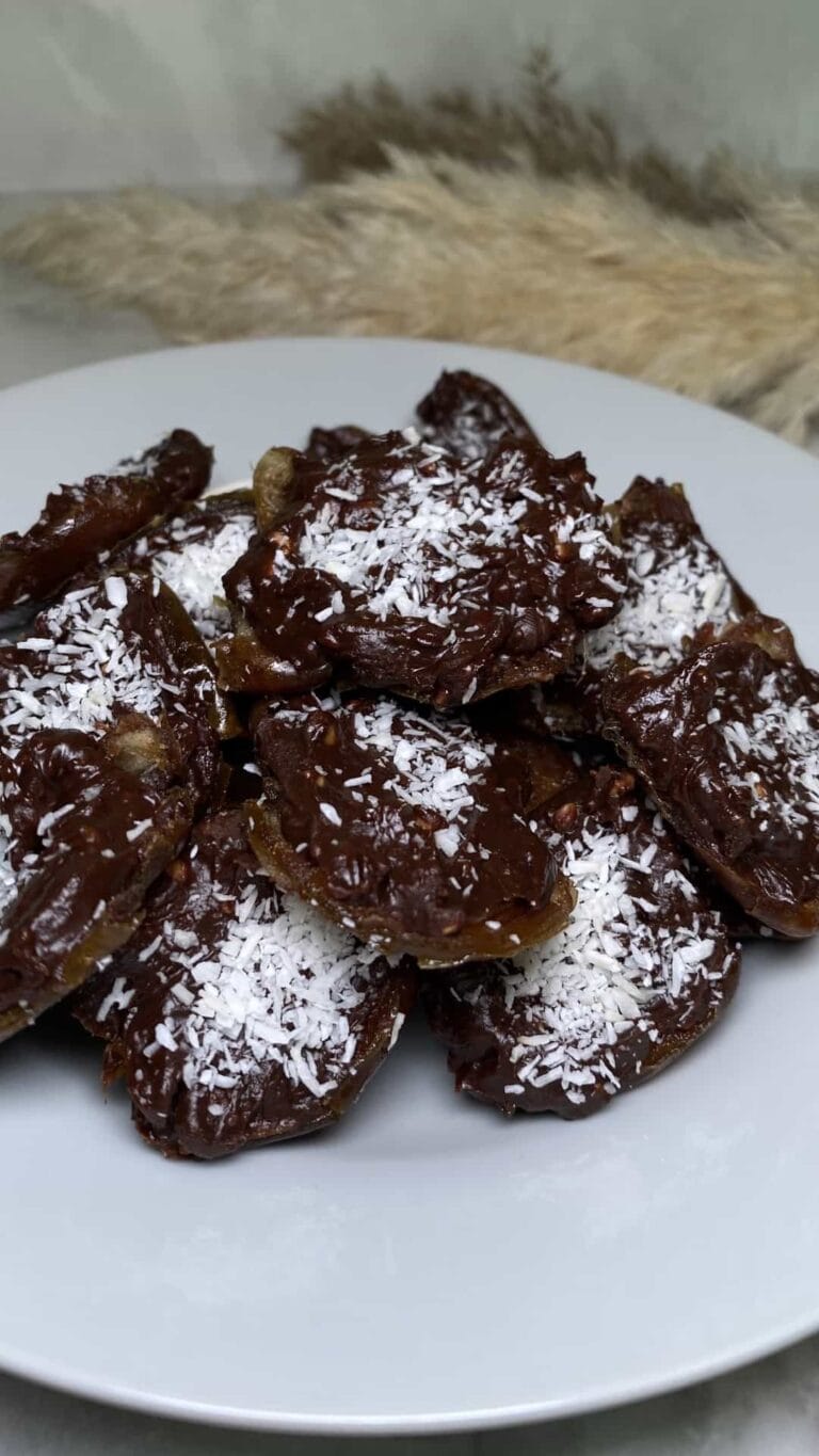 No-Bake Date Cookies: A Sweet, Simple, and Healthy Treat