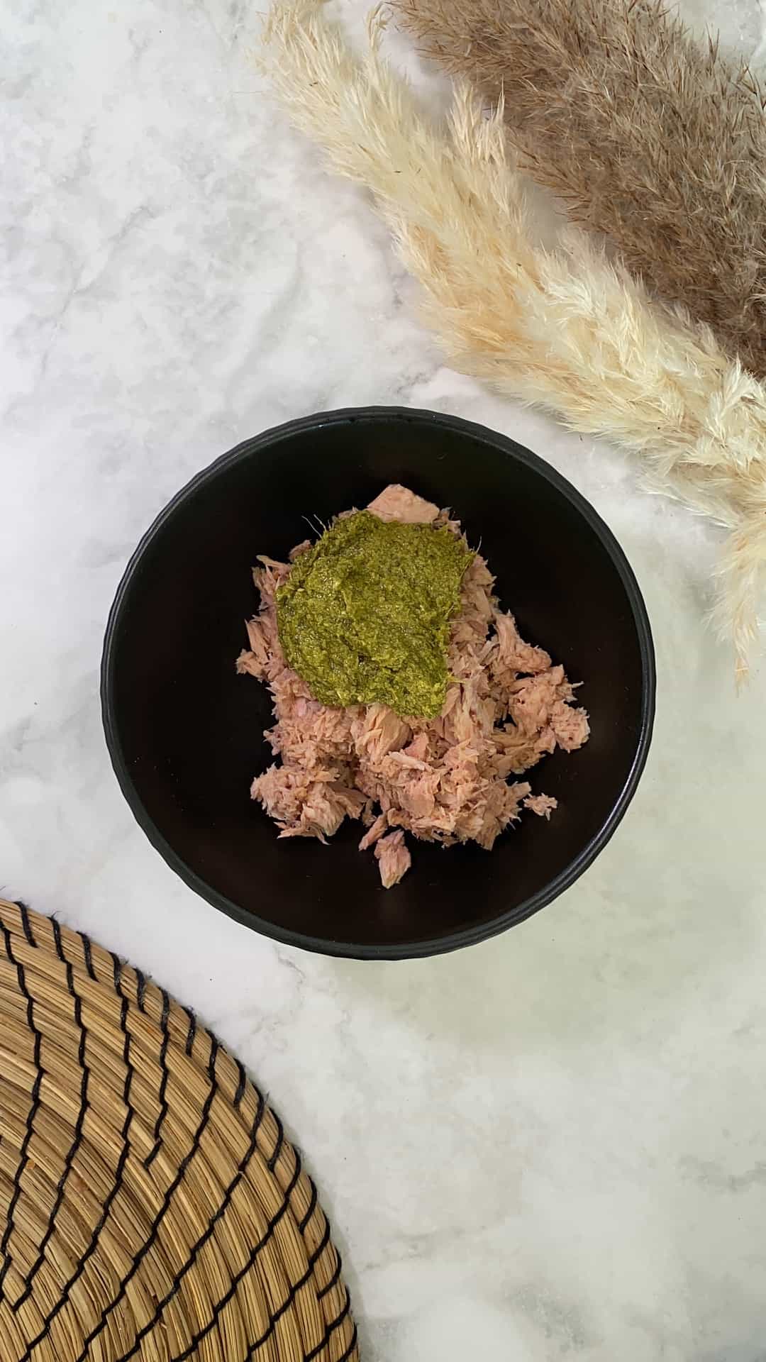 Easy Tuna Pesto Pinwheel Appetizers