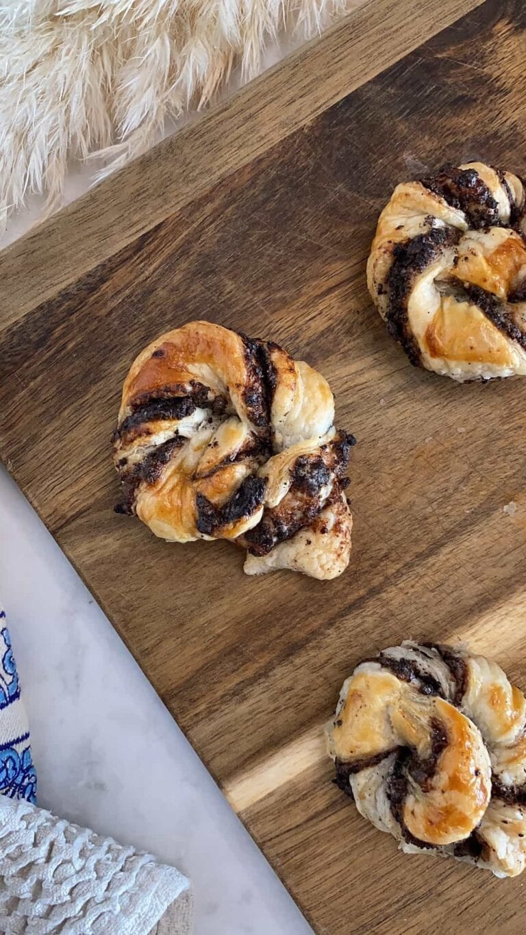 Nutella Oreo Puff Pastry Knots