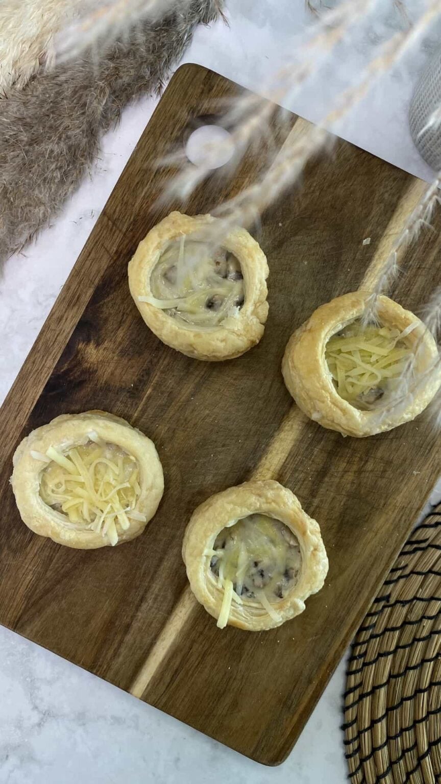 Shrimp And Mushroom Puff Pastry Shells